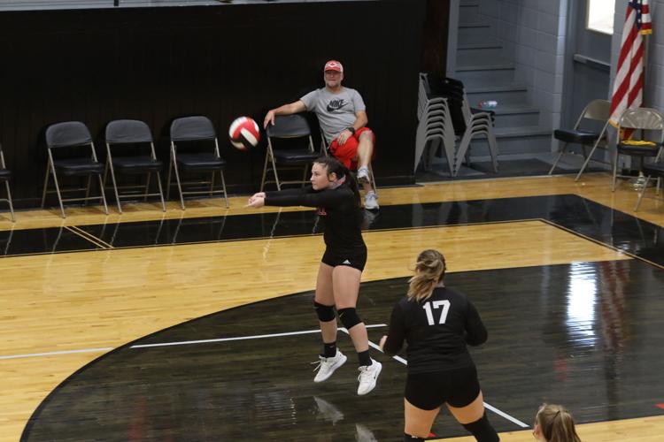 Lady Hawks sweep past Byers in volleyball | New Albany Gazette ...