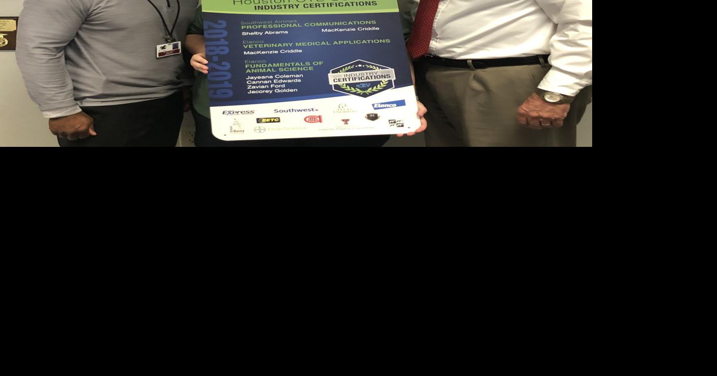 Students at Houston CTE Center Earn Industry Certifications | Chickasaw Journal | djournal.com