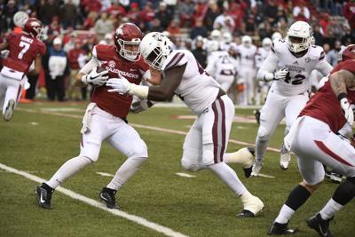 NOTEBOOK: DE Adams undergoes season-ending surgery | Sports | djournal.com