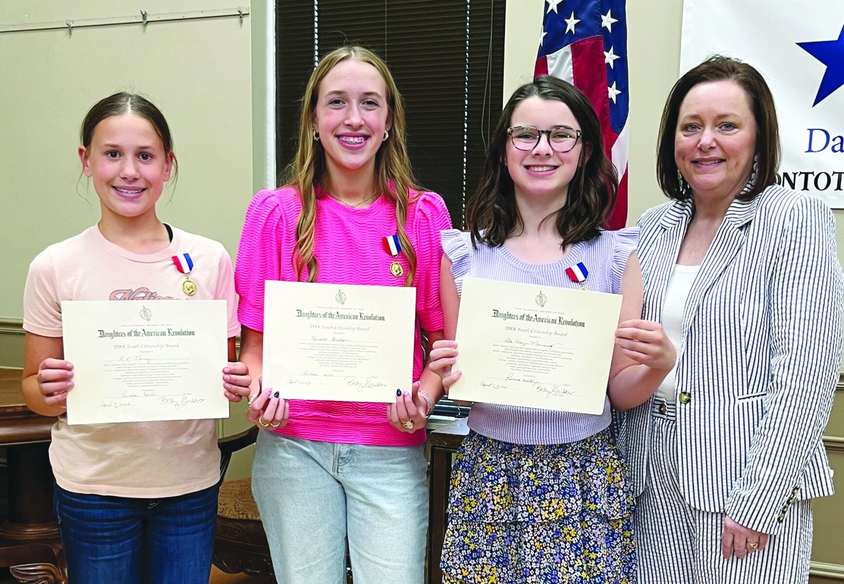 Pontotoc Hills DAR presents citizenship awards | Community News ...
