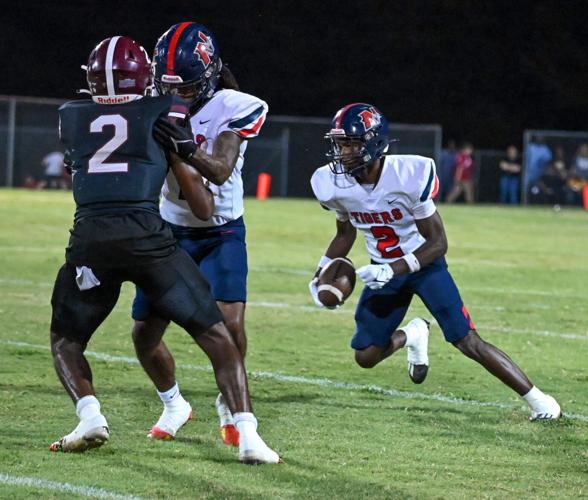 Tigers snag bounce-back victory over Biggersville | Sports | djournal.com