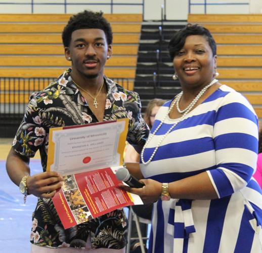 Aberdeen Awards Day | | djournal.com