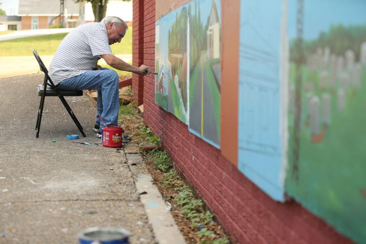 Local artist painting mural of historic Ingomar | Arts & Entertainment ...