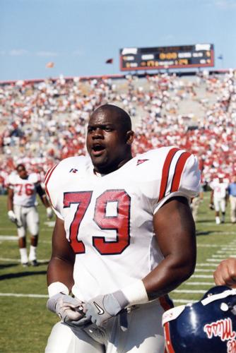 Former Ole Miss star Terrence Metcalf elected into College Football ...