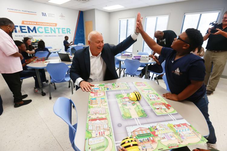Cal Ripken Jr. opens 400th STEM center at Haven Acres Boys & Girls Club | Local News | djournal.com
