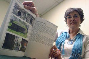 Suggs' granddaughter documents pottery's history with new book | Living ...