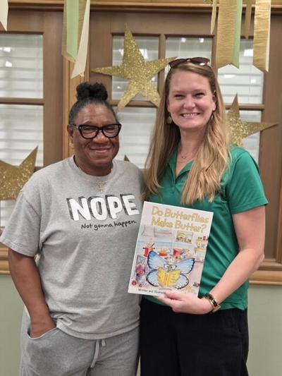 Garden club contributes to library | New Albany Gazette | djournal.com