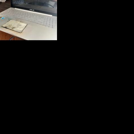 Fire chief warns overheated laptop batteries can trigger fires | New ...