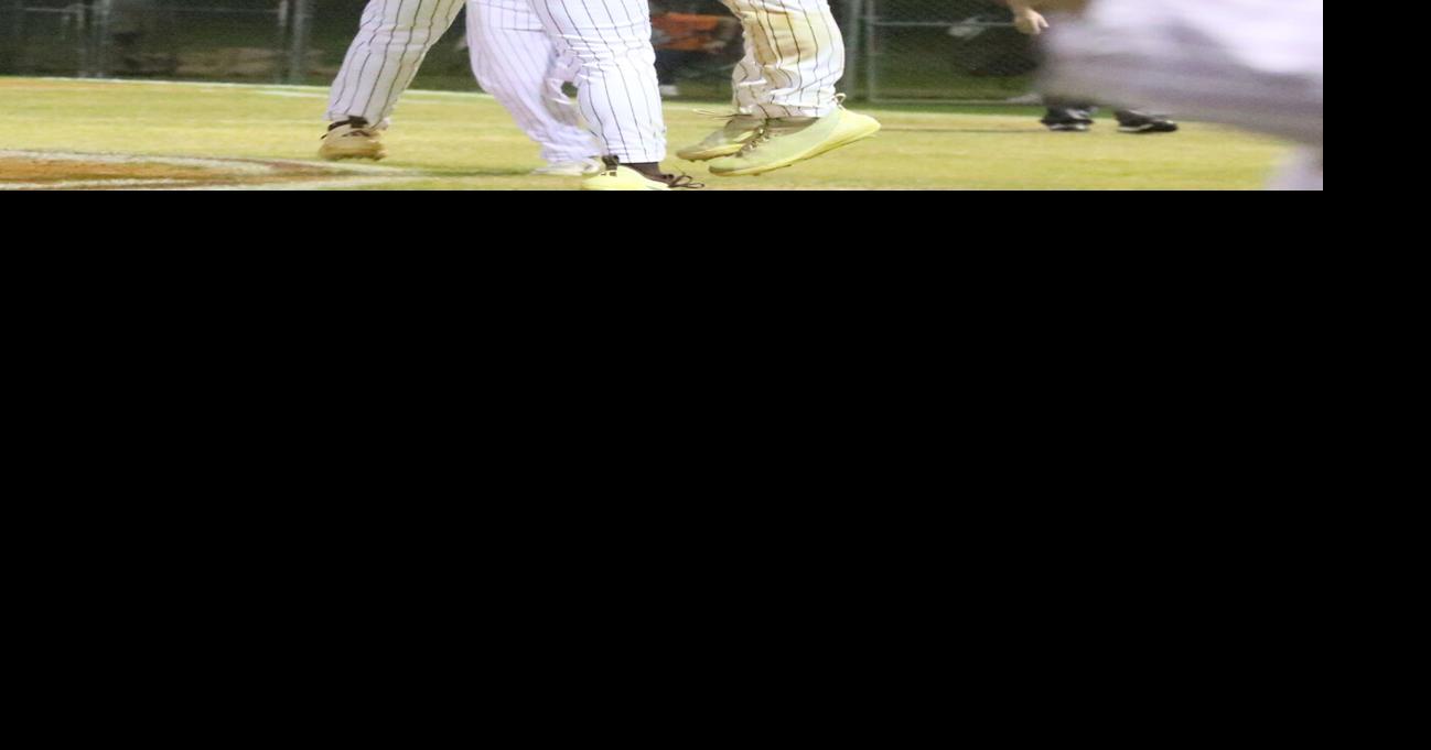 Seminoles cruise to Game 1 win, fall in Game 2 to Wildcats | Sports ...