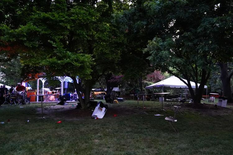 Police search for suspects in Ohio shooting that wounded 12 people near ...