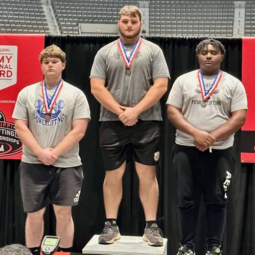 State Powerlifting: Seven county lifters make podium at state meet ...