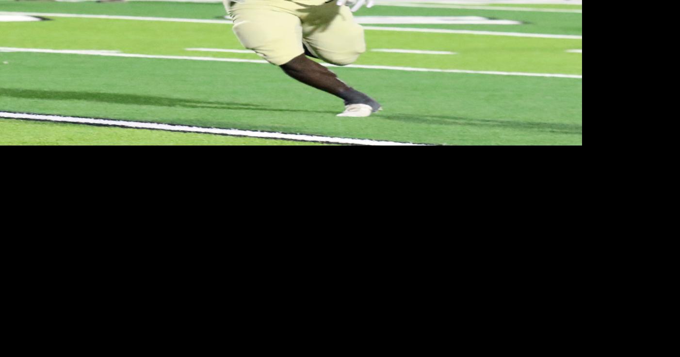 Panthers hand Braves first loss of season in 1-4A division opener ...