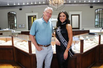 Miss Volunteer America visits Van-Atkins | New Albany Gazette ...