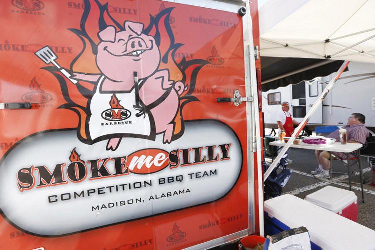 Barbecue battle: Don't Be Cruel BBQ Duel off to a smokin' start | Food ...