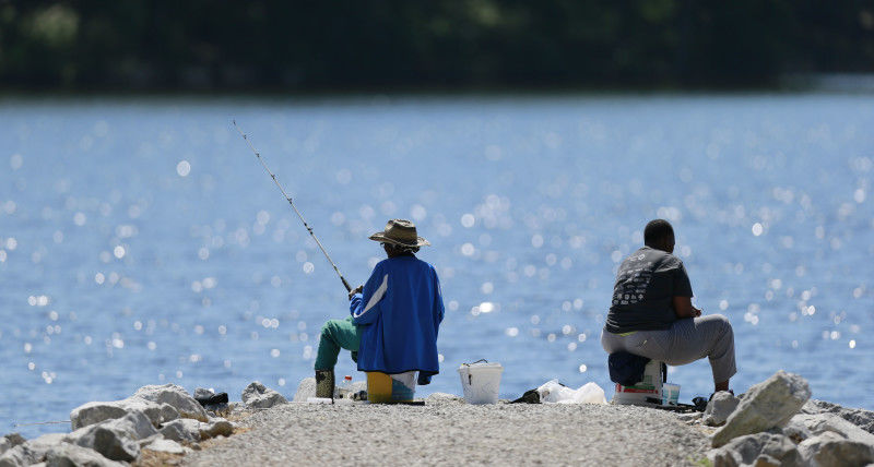 Fishermen flock to Lake Lamar Bruce | Local News | djournal.com