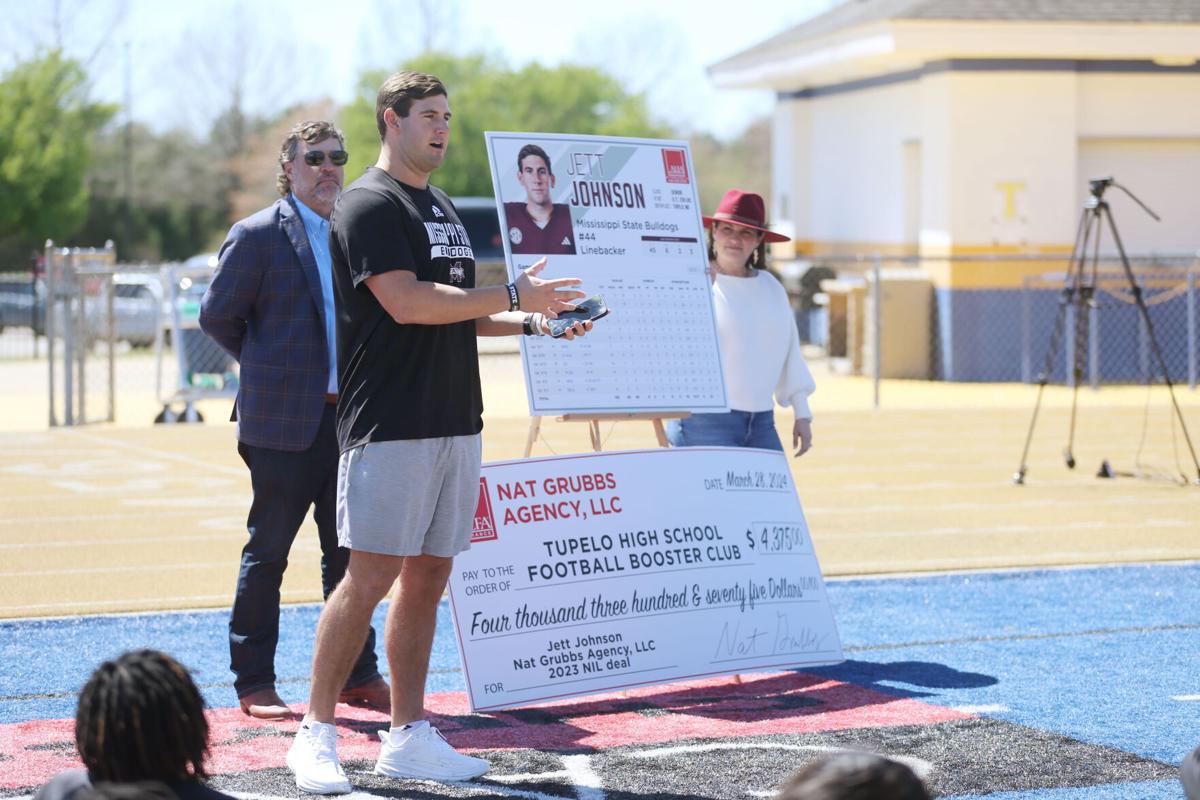 Jett Johnson presents NIL check to Tupelo football | Mississippi State ...