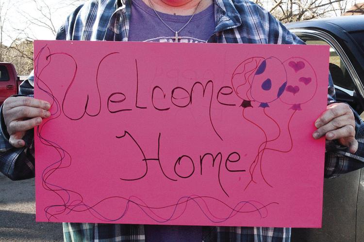 Welcome Home: Ricky Gross returns home to Dumas after 118 days in ...