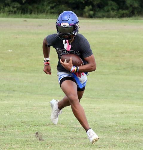 Bulldogs refining offense with new freshman quarterback | Sports ...