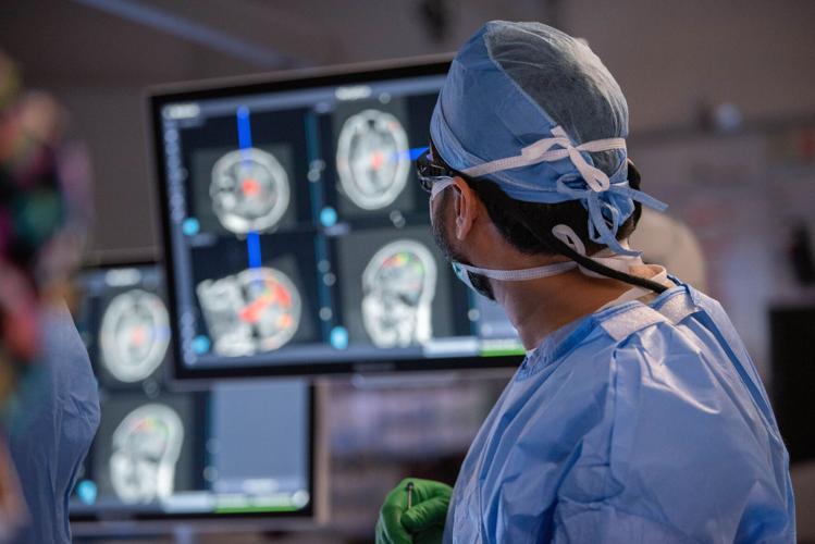 Brain mapping before and during tumor surgery provides better outcomes ...