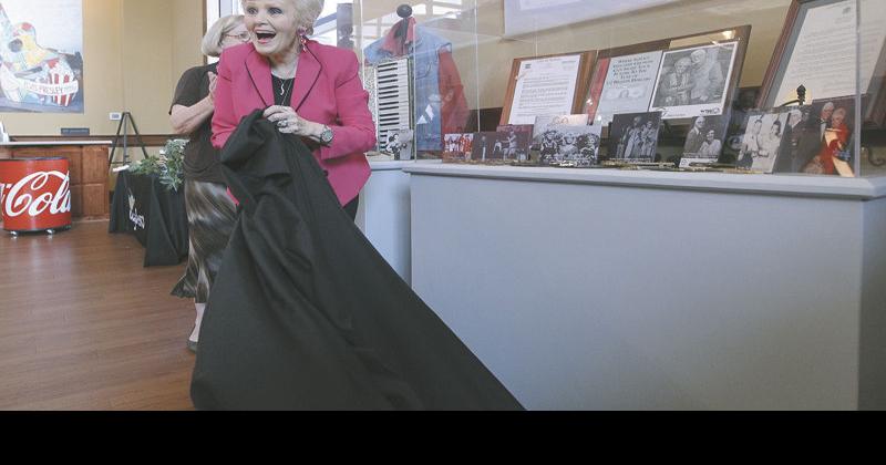 Kay and Buddy Bain exhibit unveiled at CVB | News | djournal.com