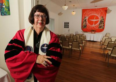 Minister drawn to UU's embrace of 'glorious uncertainty' | Religion ...