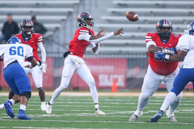 Johnson's growth at QB spurred Bearcats | High school Sports | djournal.com