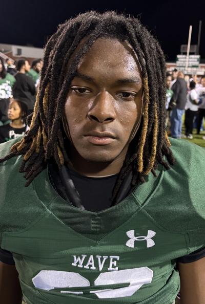 Defense stands tall, Green Wave clinch region title | High school ...