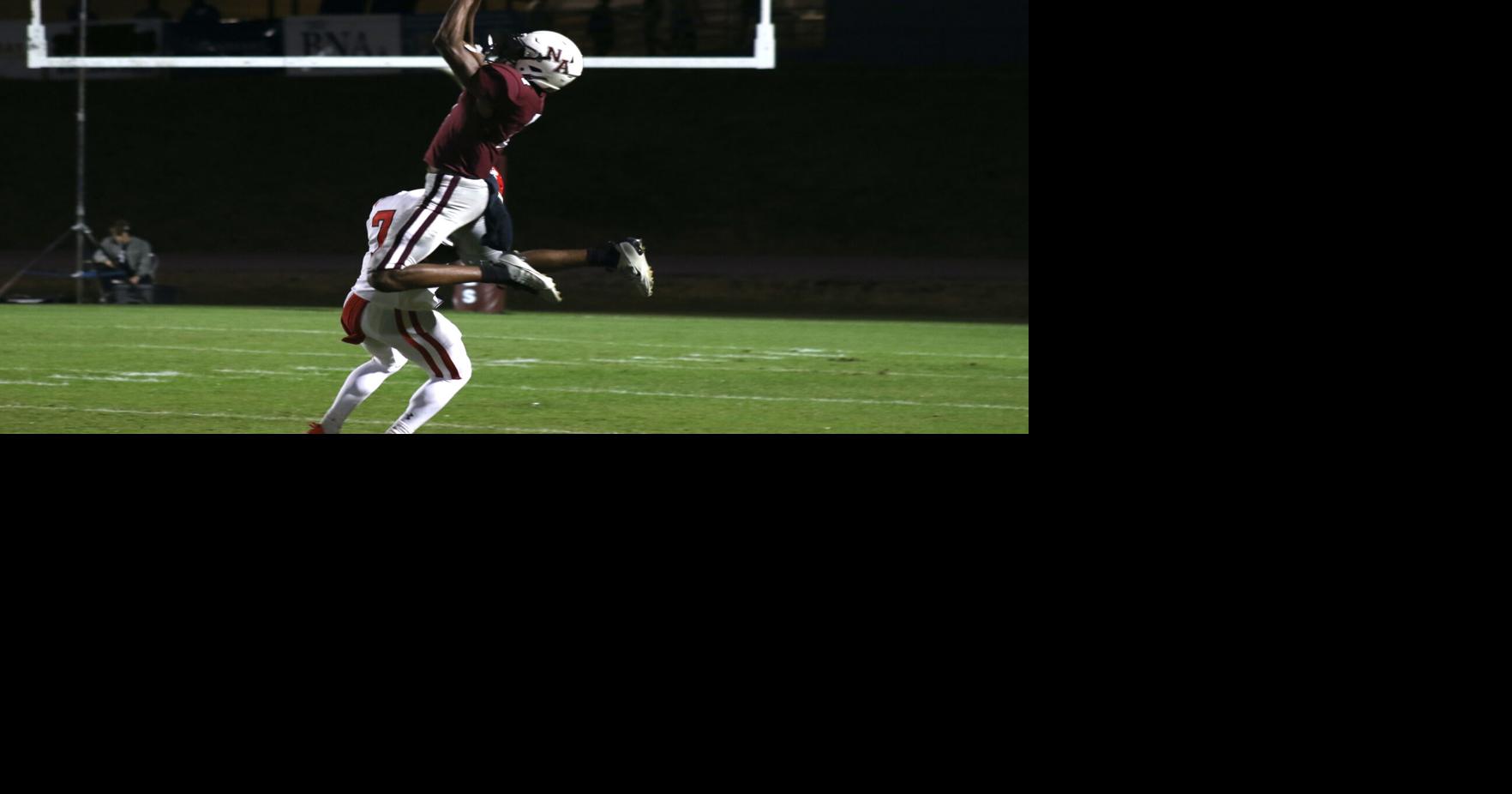 Simpson leads Bulldogs to 2-4A win over Cougars | | djournal.com