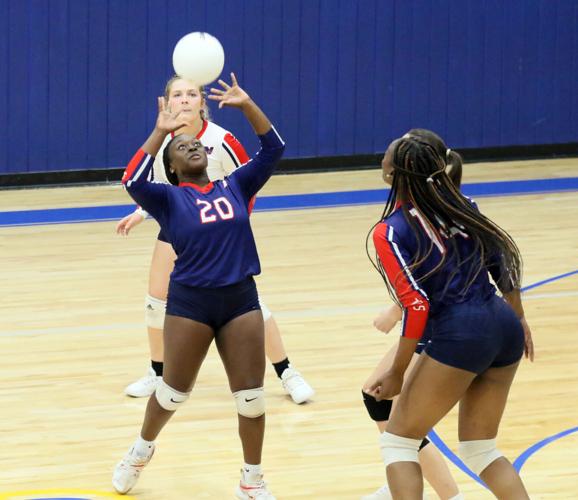 Hatley battles back to defeat Nettleton in five sets | Sports ...