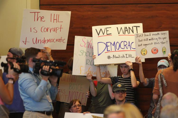 Chancellor choice results in protest at Ole Miss | News | djournal.com