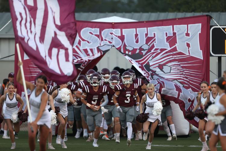 Kelly, Pittman bruise Bearcats as Aggies roll, 28-0 | High school ...