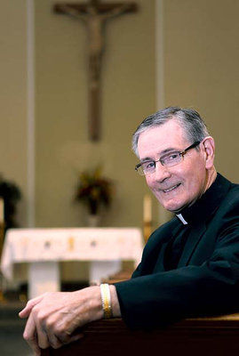 Father Tom Lalor bids farewell to St. James | Lifestyle | djournal.com