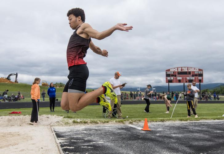 Track & Field: Valley District Meet | Photo | dnronline.com