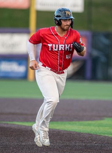 Turks Pick Up Second Consecutive Win | VBL | dnronline.com