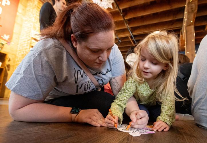 Parentheses Books Hosts Children’s Storytime | News | dnronline.com