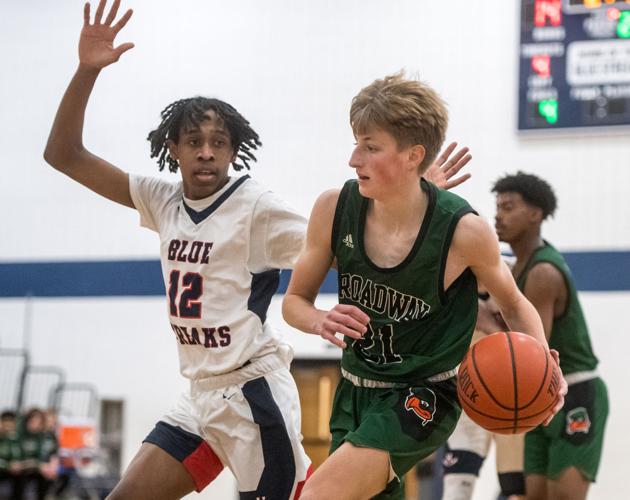 Basketball: Harrisonburg vs. Broadway | Photo | dnronline.com