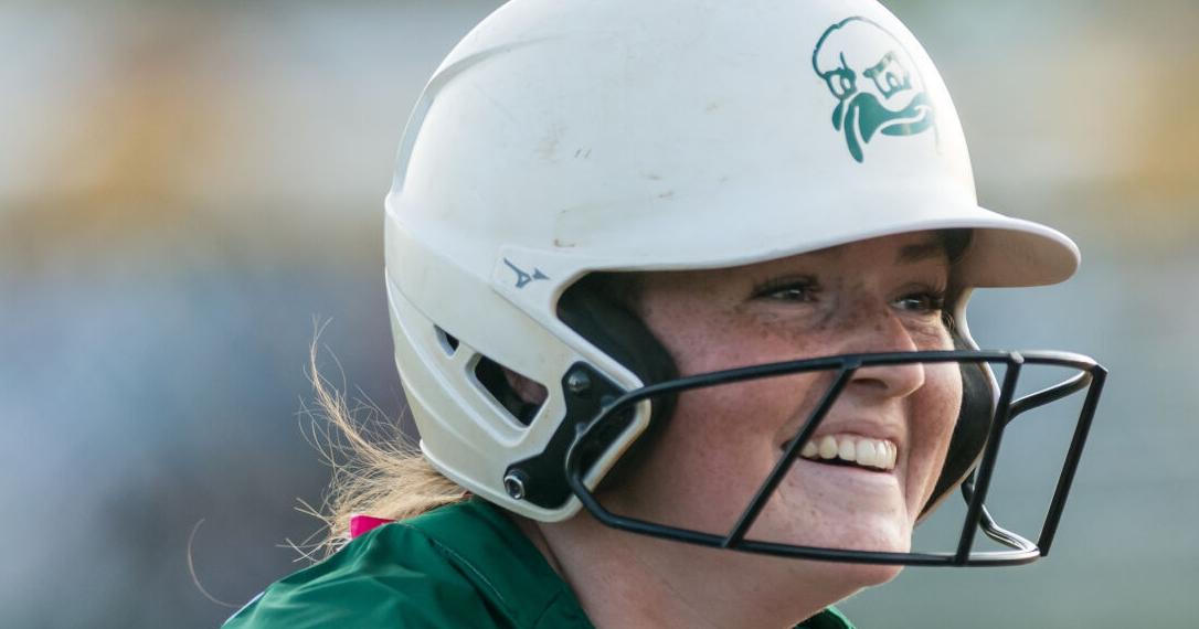 Madalyn Wolfe homers 3 times as Broadway softball shuts out East ...
