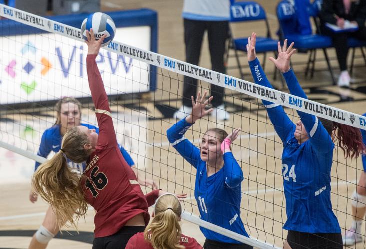 Volleyball: Eastern Mennonite vs. Bridgewater | Photo | dnronline.com