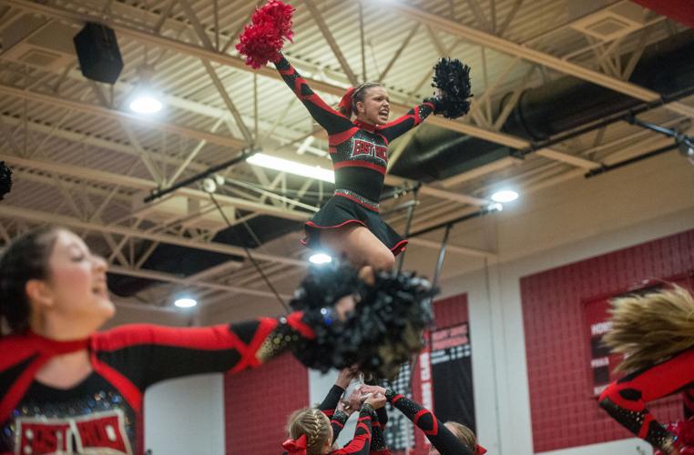 Cheerleading: Bull Run District Tournament | Photo | dnronline.com