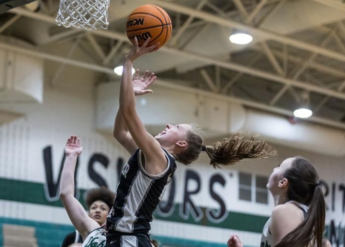 Basketball: Broadway vs. Turner Ashby | Photo | dnronline.com