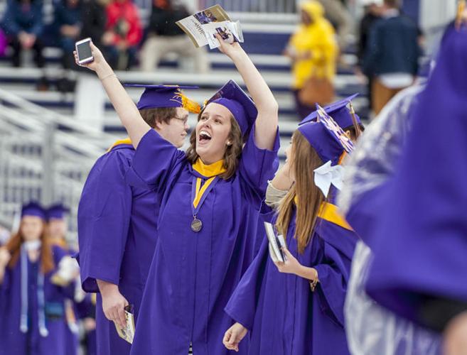 JMU Grads Look Toward Bright Future | News | dnronline.com