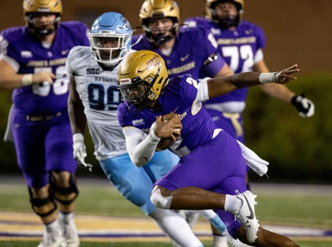 Cignetti Says Dukes Continue To Handle Distractions Well | James Madison | dnronline.com