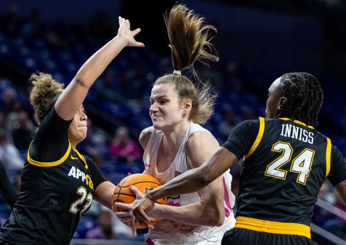 Kozlova enjoying final run with the Dukes | James Madison University ...