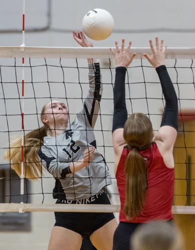 Volleyball: East Rockingham vs. Turner Ashby | Photo | dnronline.com