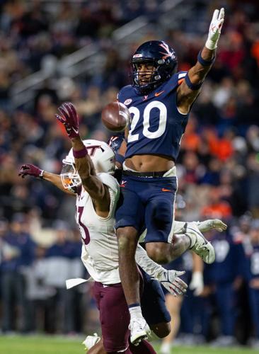Football: UVA vs. VT | Photo | dnronline.com