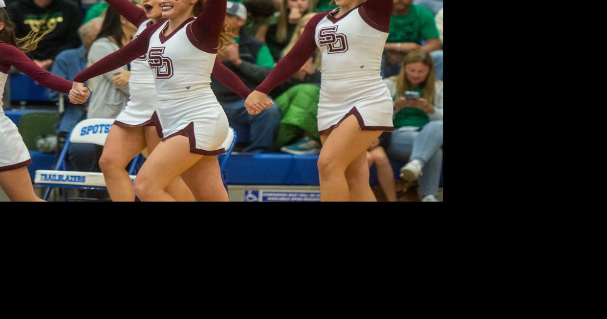 PREP ROUNDUP: VHSL Announces All-State Cheer Teams | Sports | dnronline.com