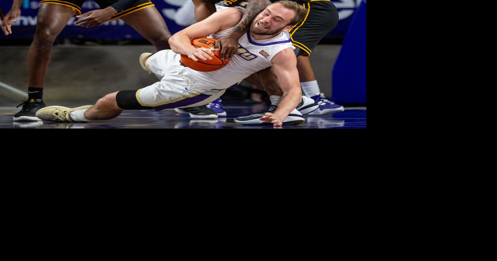Basketball: JMU vs. App State | Photo | dnronline.com