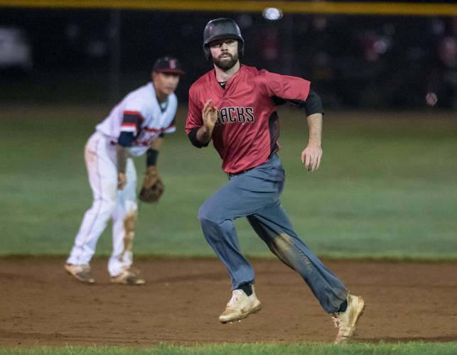 Diamondbacks Top Reds in Dramatic Game 4 | Sports | dnronline.com