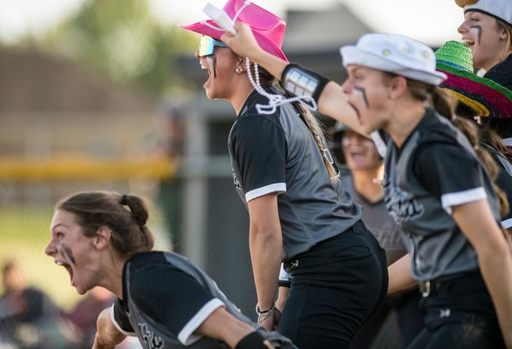 Softball: Turner Ashby vs. Brookville | Photo | dnronline.com