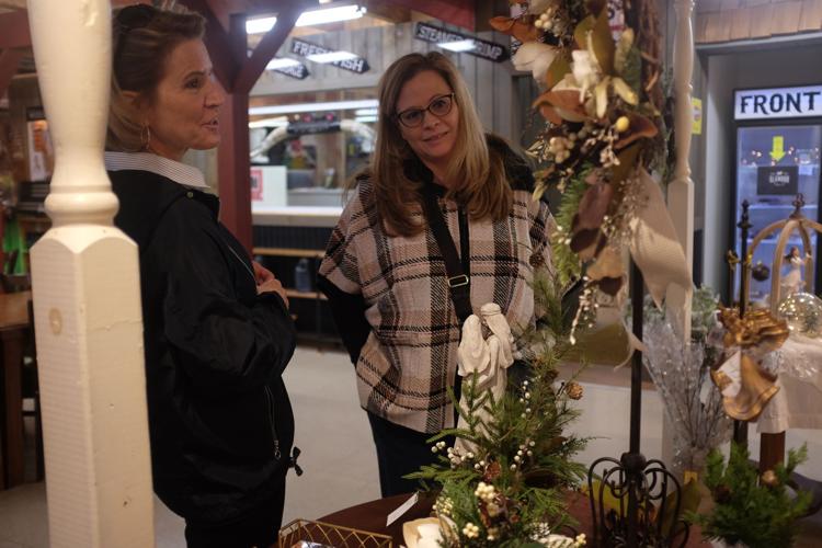 Locals And Tourists Hit The Streets For Small Business Saturday ...